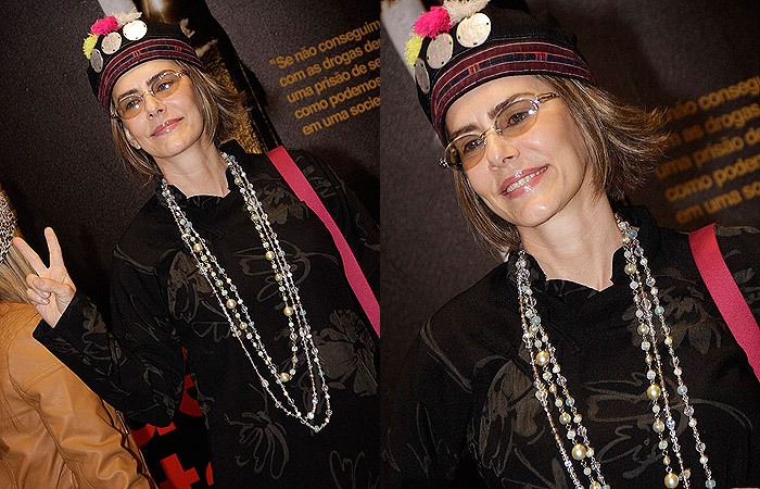 Com look riponga, Maitê Proença vai à pré-estreia, no Rio - OFuxico