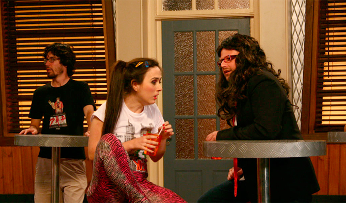 Tatá Werneck se inspira em Chaves para criações do Comédia MTV - OFuxico