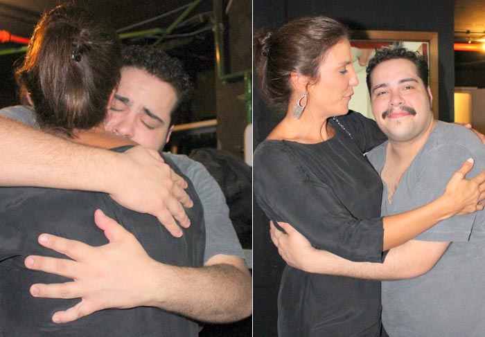 Ivete Sangalo vibra e se emociona na plateia do musical de Tim Maia ...