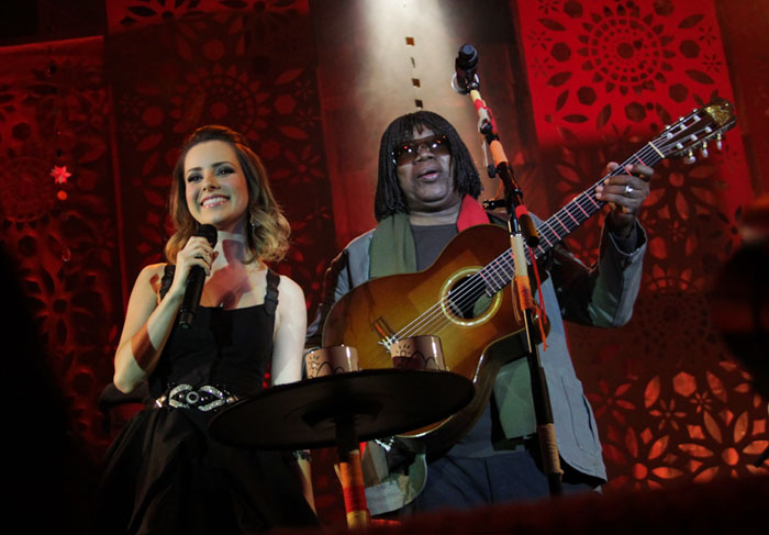 Milton Nascimento se apresenta ao lado de Sandy. Veja as Fotos! - OFuxico