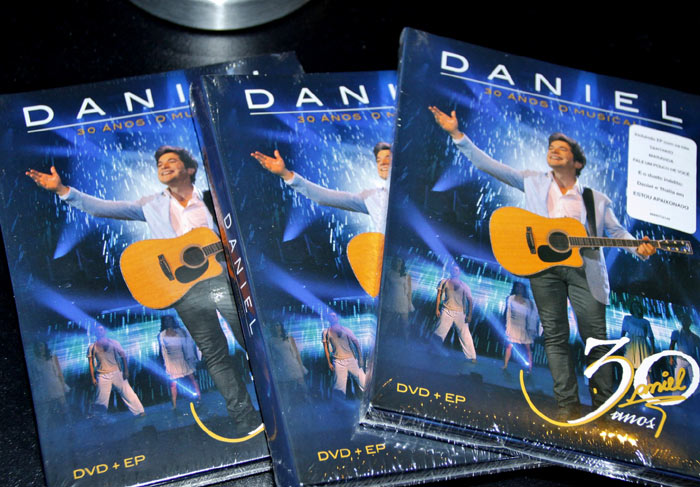 Daniel lança DVD acompanhado de sua mulher, no Rio - OFuxico