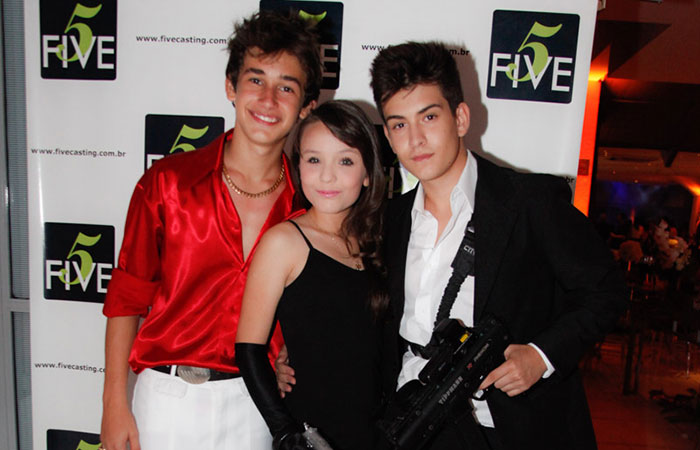 Atriz mirim Larissa Manoela está de namorado novo, o ator Matheus ...