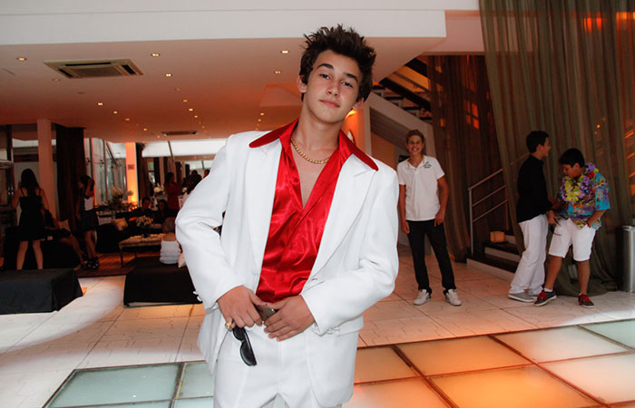 Atriz mirim Larissa Manoela está de namorado novo, o ator Matheus ...