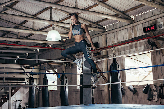 Alice Matos arrasa em ensaio fitness e capricha no corpão - OFuxico