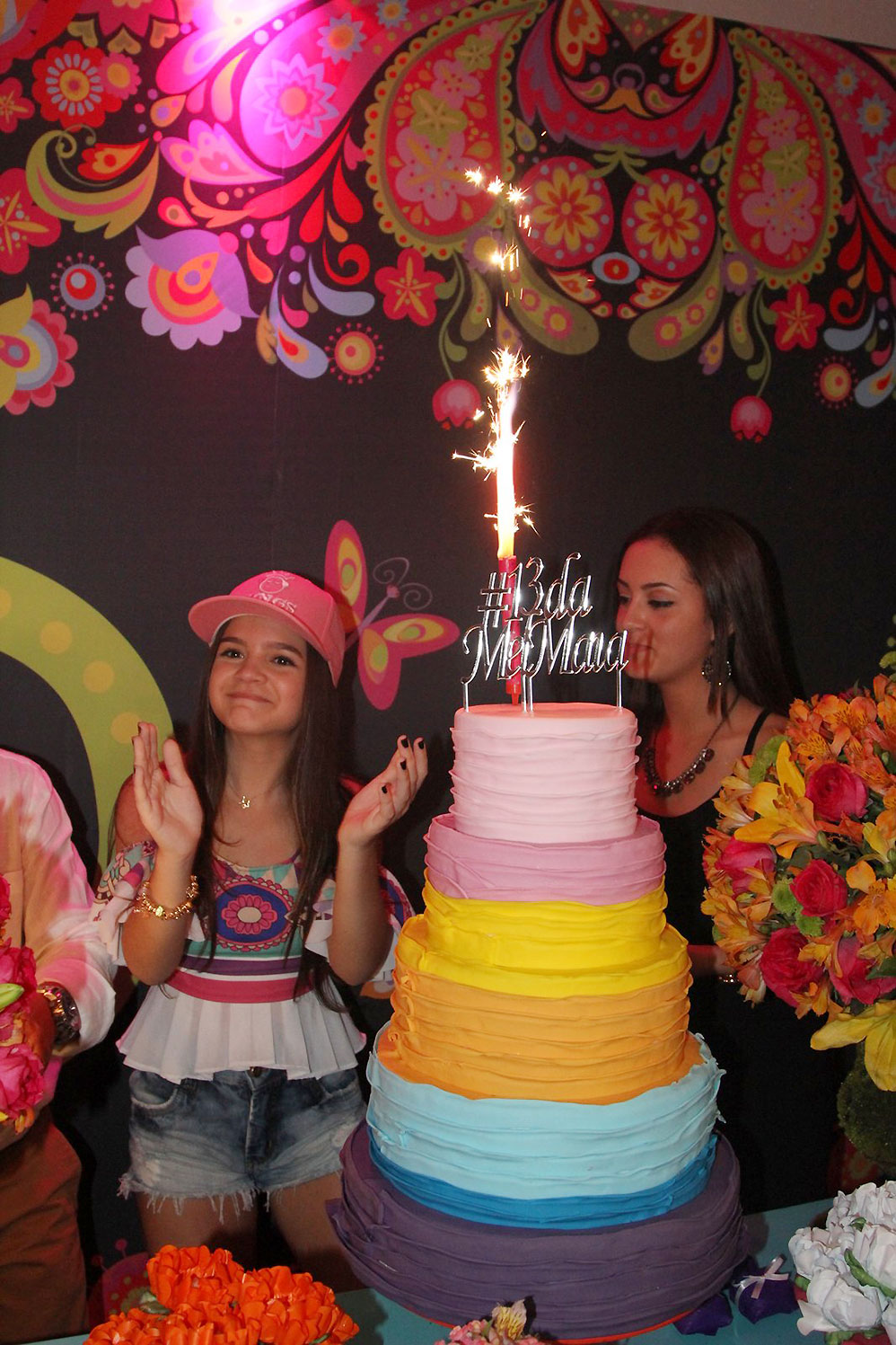 Mel Maia comemora 13 anos na presença de famosos - OFuxico