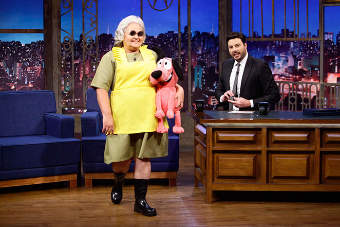 Danilo Gentili recebe cosplayer brasileira Tia Sol - OFuxico