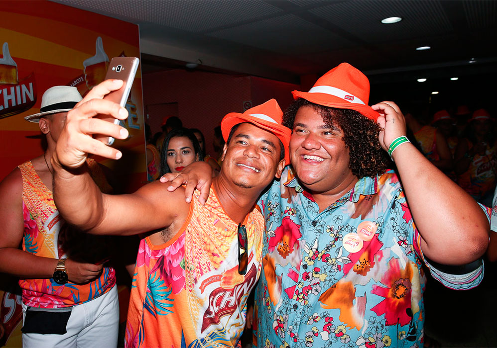 VIPs curtem a folia na Bahia - OFuxico