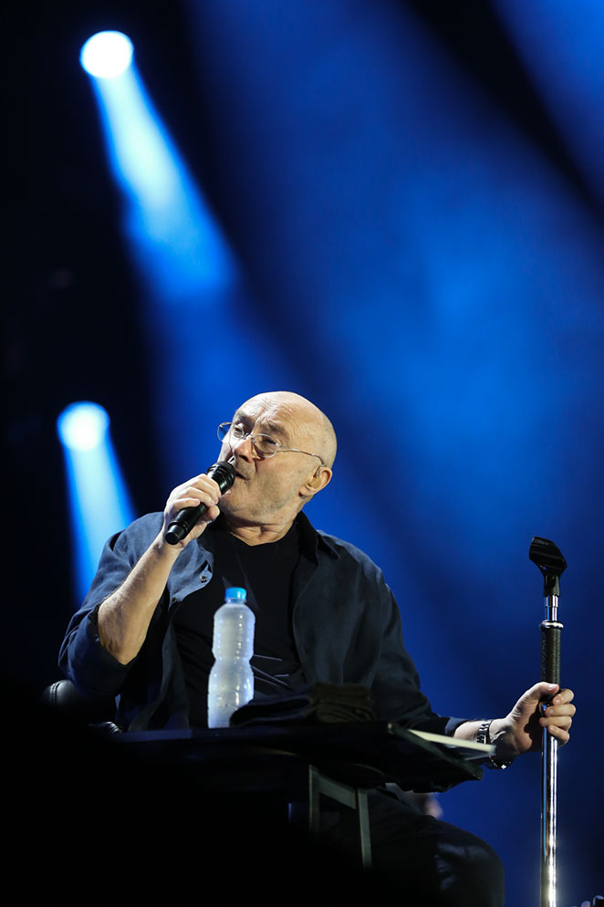 Phil Collins emociona público no Rio de Janeiro - OFuxico
