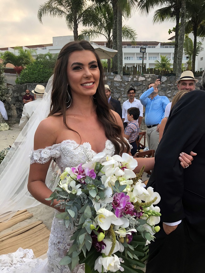 Filha de Datena se casa no litoral paulista - OFuxico