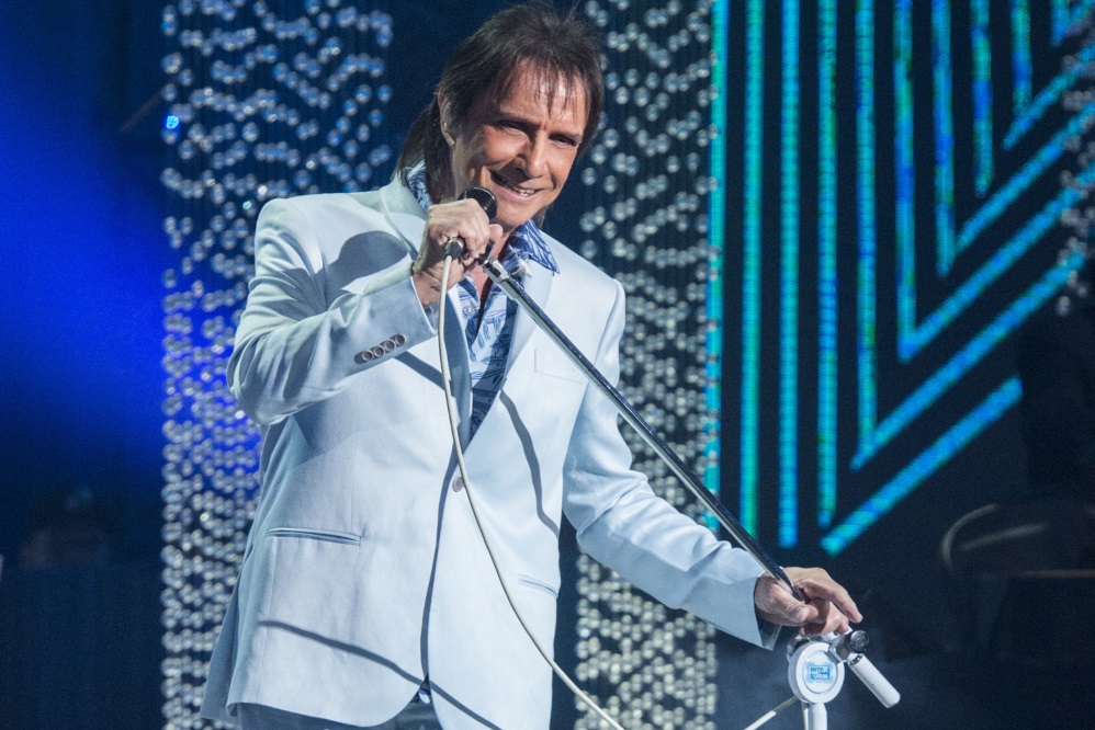 Roberto Carlos grava especial de fim de ano - OFuxico