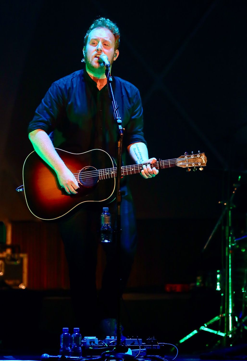 Gavin James retorna ao Brasil com show eletrizante - OFuxico