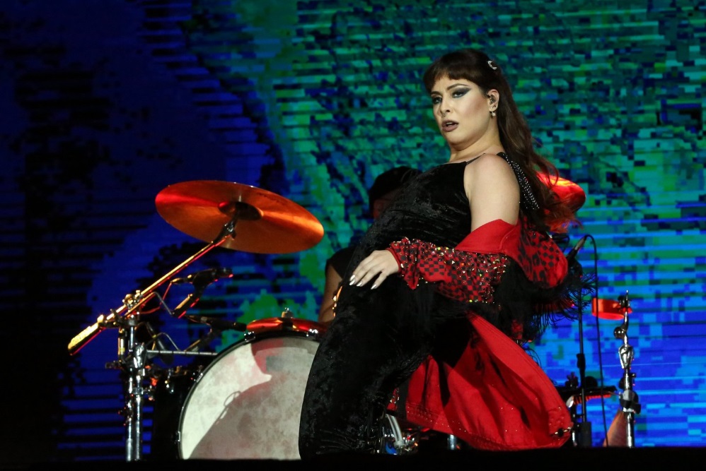 Cheia de estilo, Pitty agita a noite no Festival João Rock - OFuxico