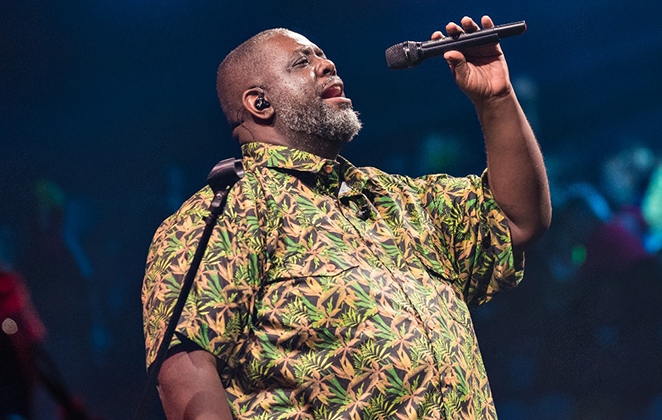 Péricles canta com Chrigor clássicos do Exaltasamba - OFuxico