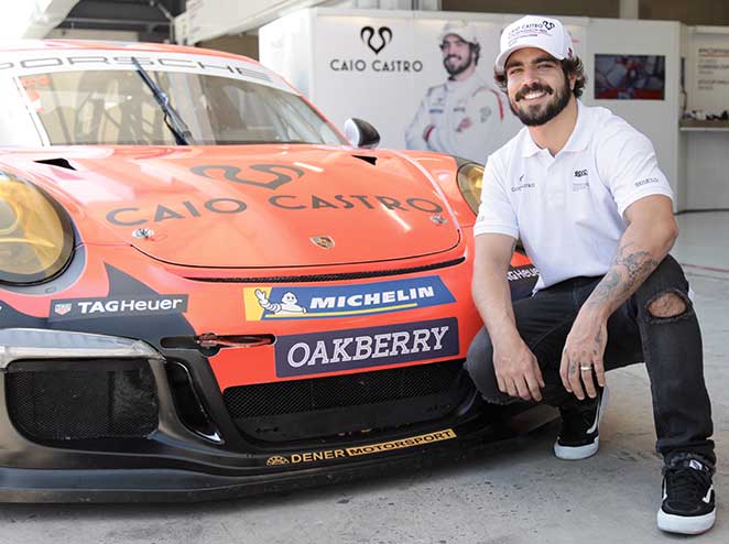 Caio Castro anuncia carreira de piloto na Porsche Cup - OFuxico