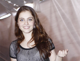 Cecília Dassi diz ter medo da violência por conta da fama - OFuxico