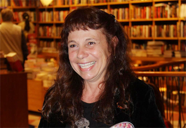 Iara Jamra volta à TV na próxima novela do SBT - OFuxico