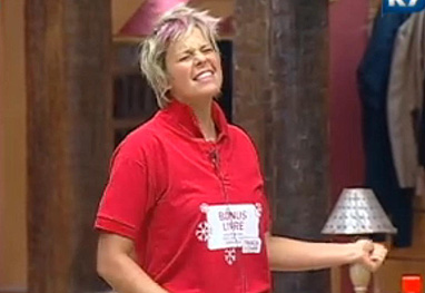 A Fazenda: Luiza Gottschalk se empolga ao melhor estilo Guns N`Roses ...