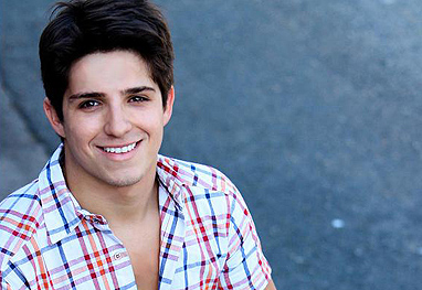 Igor Cosso vai passar o Ano Novo em Belo Horizonte com a família - OFuxico