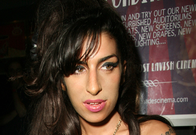 Amy Winehouse pode voltar ao Brasil - OFuxico