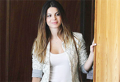 Stephany Brito comemora a volta ao trabalho na Globo - OFuxico