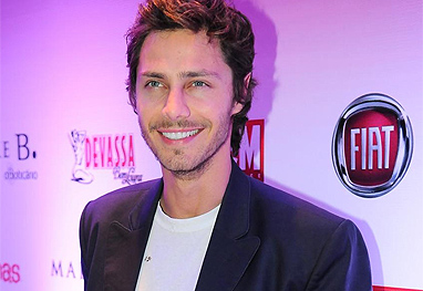 André Bankoff confirma sua entrada na novela Fina Estampa - OFuxico