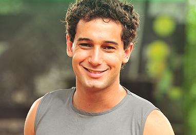 Rafael Almeida entra de férias com o fim de A Vida da Gente - OFuxico