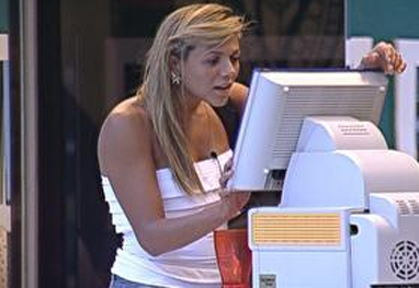 BBB12: Fabiana chama Kelly de “sem-vergonha” - OFuxico