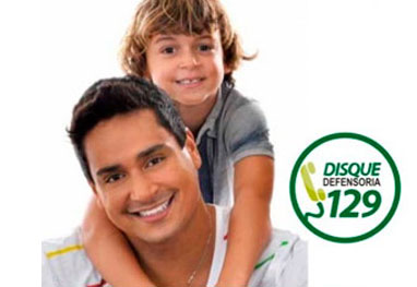 Xanddy estrela campanha ao lado do filho, Victor Alexandre - OFuxico