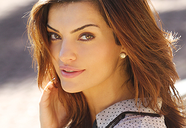 Mayana Neiva: "Sou uma atriz universal, faço o que o papel pede" - OFuxico