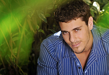 Sasha Bali vive seu primeiro personagem de época - OFuxico