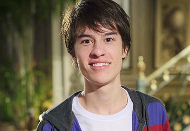 Thalles Cabral, o Jonathan de Amor à Vida, diz que nasceu para ser ator ...