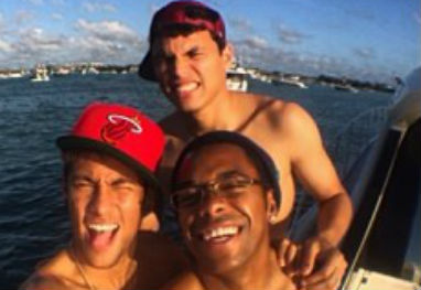 Neymar curte praia em Miami depois de jogo da seleção - OFuxico