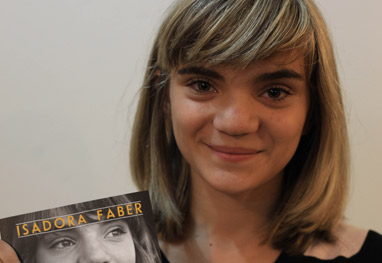 Isadora Faber, do blog Diário de Classe, é convidada do programa ...