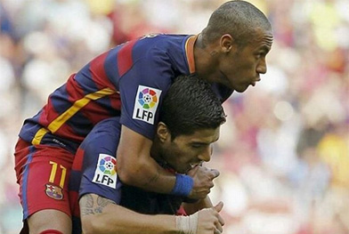 Neymar Jr. volta a usar visual careca - OFuxico