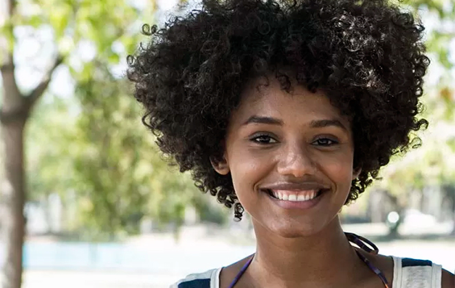 Jéssica Ellen assina contrato com a Globo - OFuxico