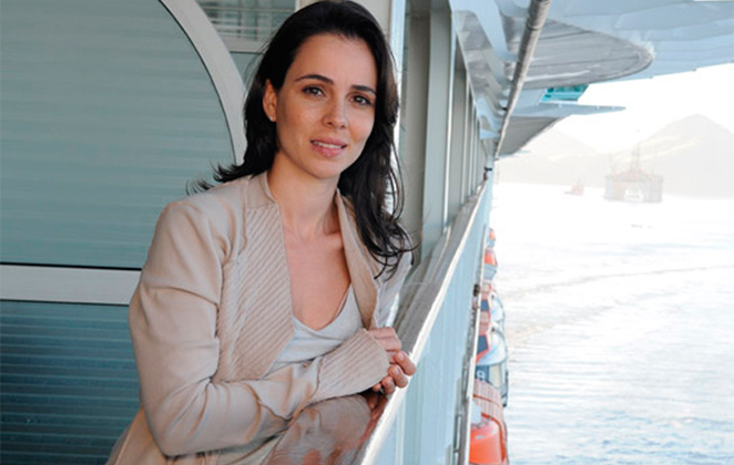 Miriam Freeland deixa a Record - OFuxico