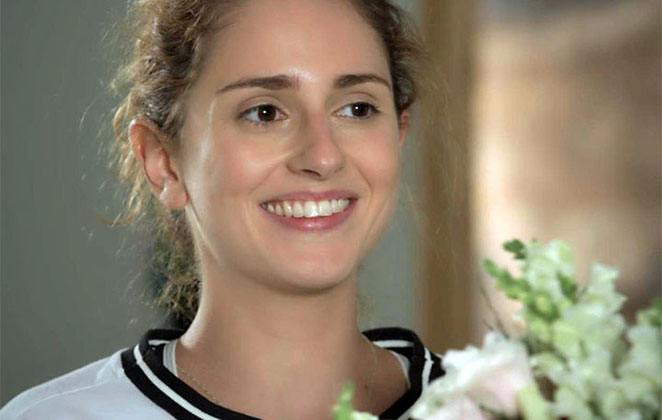 Carol Duarte celebra 1º papel na TV: 'Aprendendo muito' - OFuxico