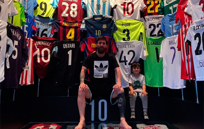 Lionel Messi mostra incrível coleção de camisas - OFuxico