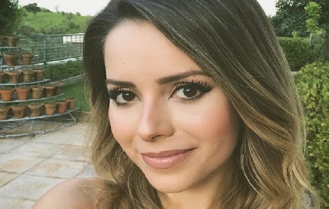 Sandy arrasa na selfie para falar sobre seus 35 anos - OFuxico