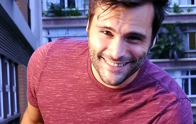 Leandro Luna se transforma em Drag Queen em série - OFuxico