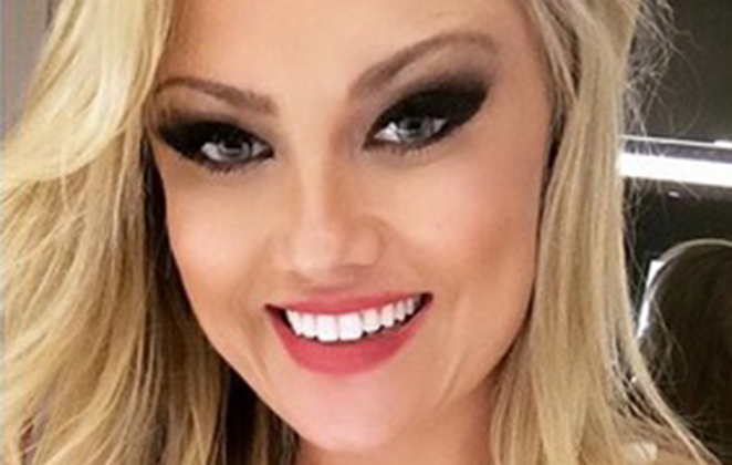 Ellen Rocche ganha elogios ao posar de lingerie na web - OFuxico