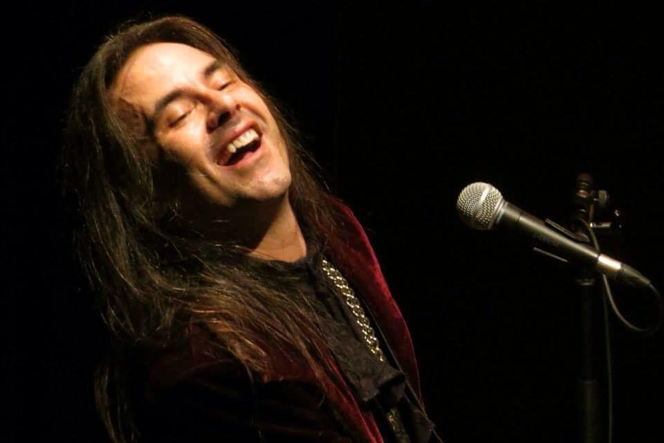 André Matos, da banda Angra, morre aos 47 anos - OFuxico