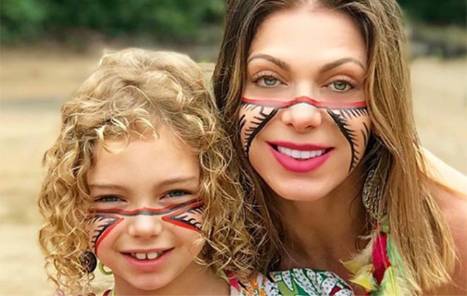 Sheila Mello leva Brenda para o Amazonas e posta tudo na web - OFuxico