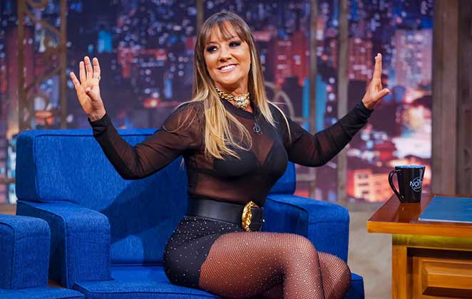 Vivi Fernandez lança funk durante participação no The Noite - OFuxico