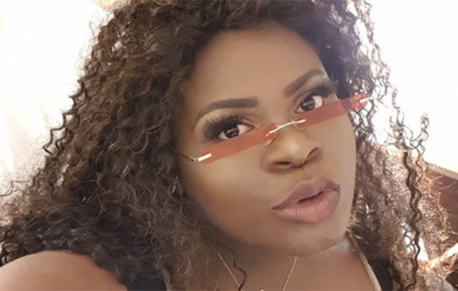 Jojo Toddynho posa peladona e web pira - OFuxico