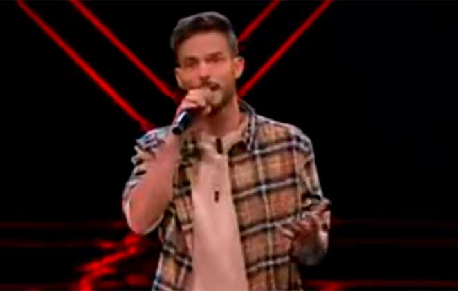 Cantor brasileiro é aprovado na versão do The Voice do México - OFuxico