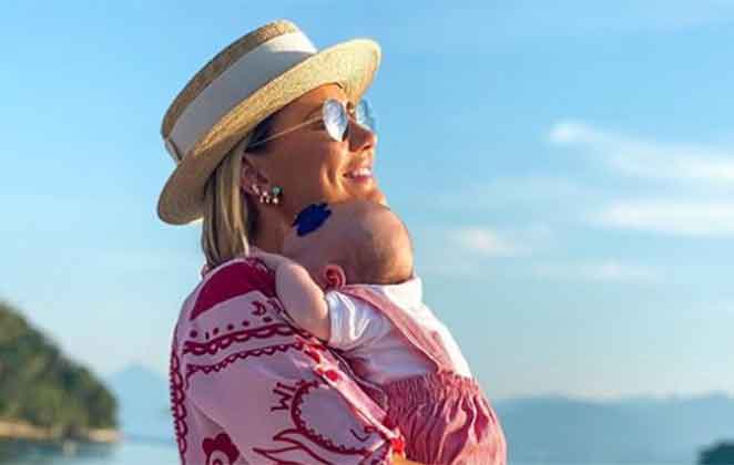 Baby grifada baby! Vicky usa look poderoso para ir à praia - OFuxico