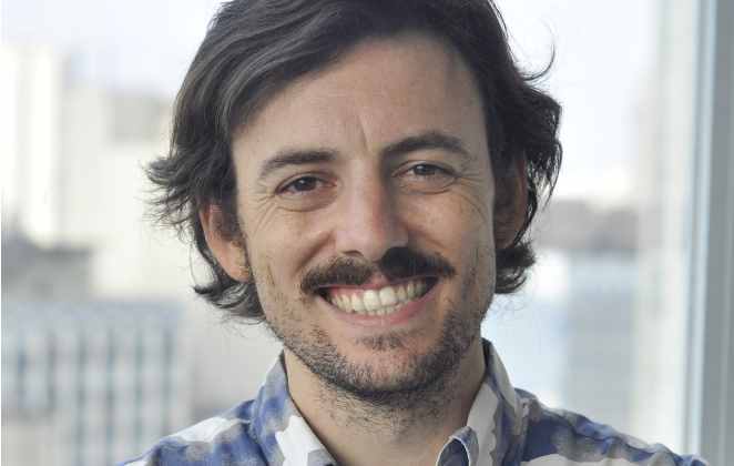 Humorista Rafael Pimenta faz sucesso com podcast sobre teatro - OFuxico