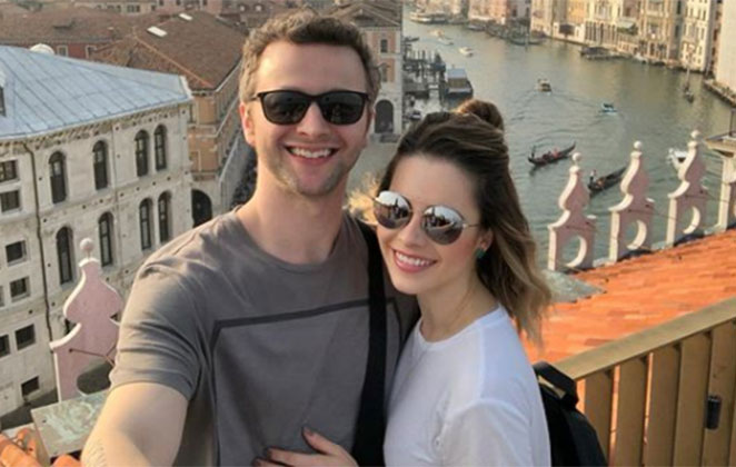 Sandy relembra clique romântico na Itália com o marido - OFuxico
