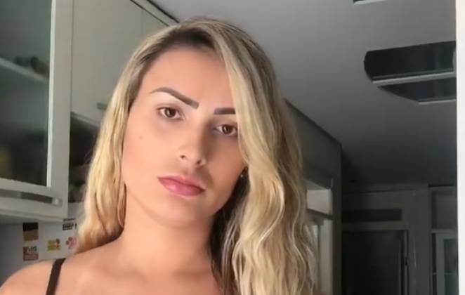 Andressa Urach usa TikTok para dar recado aos religiosos - OFuxico